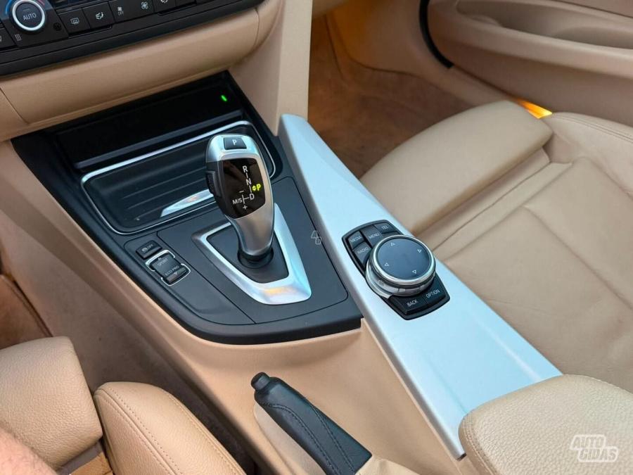 Zils BMW 320 2013 Alīta, ar dzinēja tilpumu 2.00 L un nobraukumu 308 tūkst. km par 6950 €, foto 21 vietnē AUTOMOTO.COM.LV