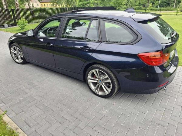 Blue BMW 320 2013 in Prienai, with an engine capacity of 2.00 L and mileage of 256 thousand km for 6850 €, photo 4 on AUTOMOTO.COM.LV