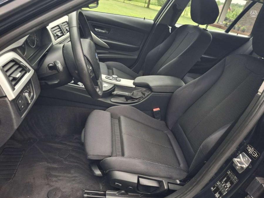 Zils BMW 320 2013 Prienai, ar dzinēja tilpumu 2.00 L un nobraukumu 256 tūkst. km par 6850 €, foto 17 vietnē AUTOMOTO.COM.LV