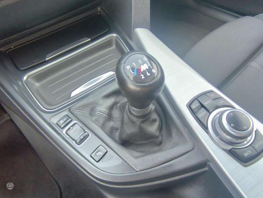 Zils BMW 320 2013 Kauņa, ar dzinēja tilpumu 2.00 L un nobraukumu 290 tūkst. km par 5850 €, foto 24 vietnē AUTOMOTO.COM.LV