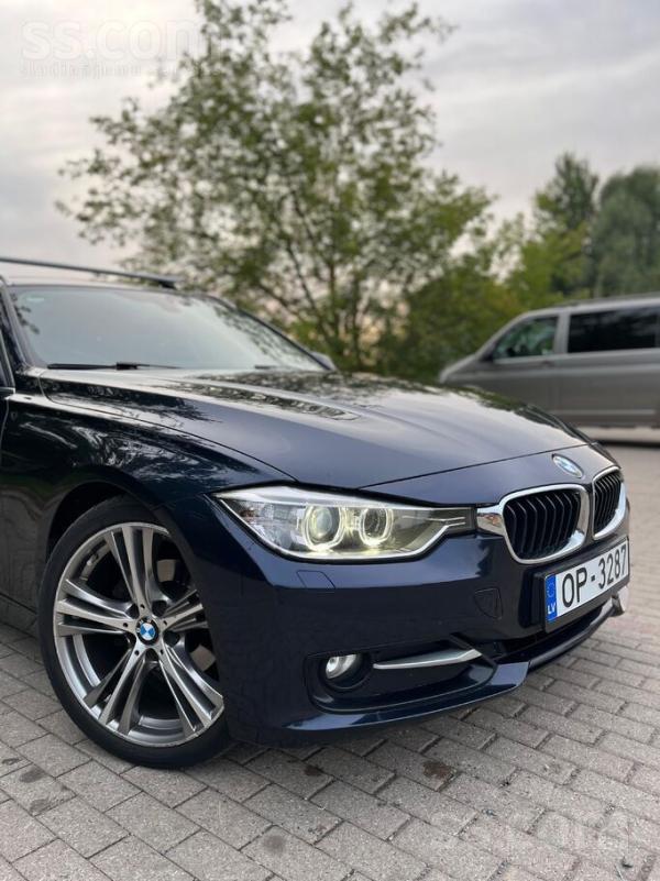Blue BMW 320 2013 in Riga, with an engine capacity of 2.00 L and mileage of 373 thousand km for 8700 €, photo 4 on AUTOMOTO.COM.LV