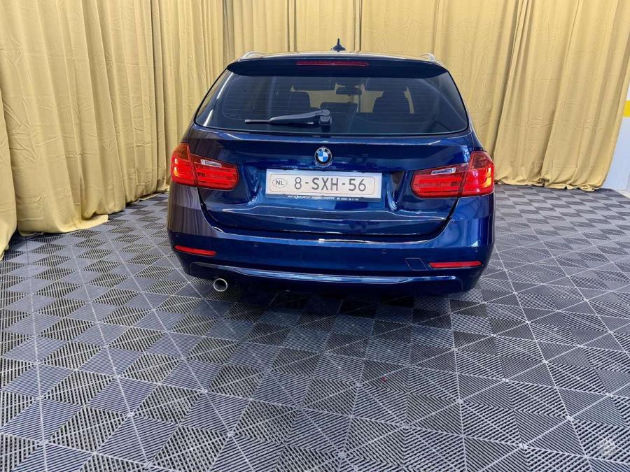 Blue BMW 320 2013 in Kaunas, with an engine capacity of 2.00 L and mileage of 360 thousand km for 7999 €, photo 6 on AUTOMOTO.COM.LV