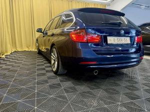 Blue BMW 320 2013 in Kaunas, with an engine capacity of 2.00 L and mileage of 360 thousand km for 7999 €, photo 7 on AUTOMOTO.COM.LV