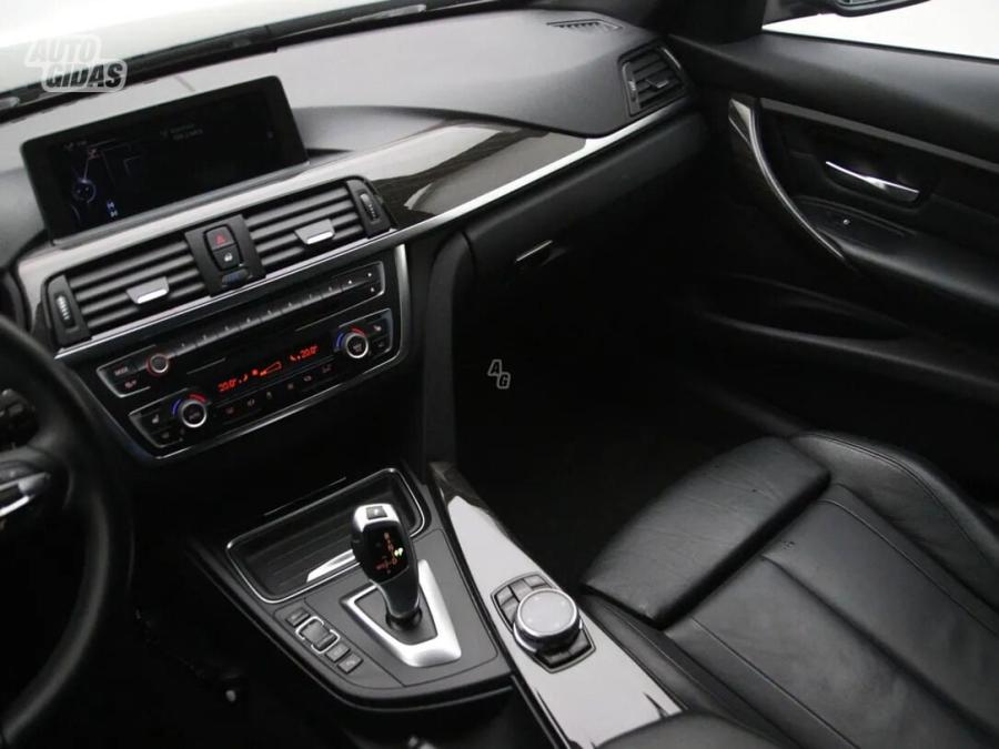 Blue BMW 320 2014 in Vilnius, with an engine capacity of 2.00 L and mileage of 247 thousand km for 10799 €, photo 22 on AUTOMOTO.COM.LV
