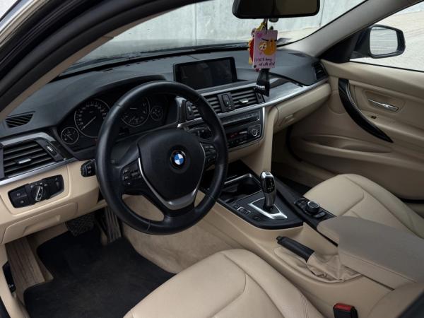 Blue BMW 320 2014 in Riga, with an engine capacity of 2.00 L and mileage of 229 thousand km for 8600 €, photo 8 on AUTOMOTO.COM.LV