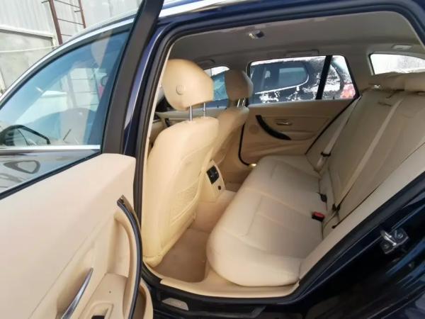 Blue BMW 320 2014 in Kuldiga, with an engine capacity of 2.00 L and mileage of 205 thousand km for 10900 €, photo 7 on AUTOMOTO.COM.LV