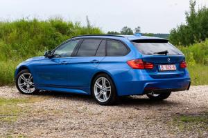 Blue BMW 320 2014 in Riga, with an engine capacity of 2.00 L and mileage of 270 thousand km for 11995 €, photo 3 on AUTOMOTO.COM.LV