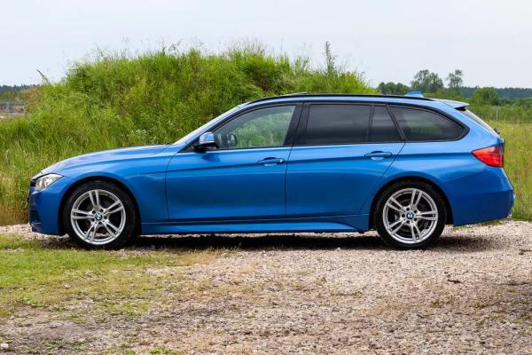 Blue BMW 320 2014 in Riga, with an engine capacity of 2.00 L and mileage of 270 thousand km for 11995 €, photo 8 on AUTOMOTO.COM.LV