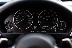 Blue BMW 320 2014 in Riga, with an engine capacity of 2.00 L and mileage of 270 thousand km for 11995 €, photo 34 on AUTOMOTO.COM.LV