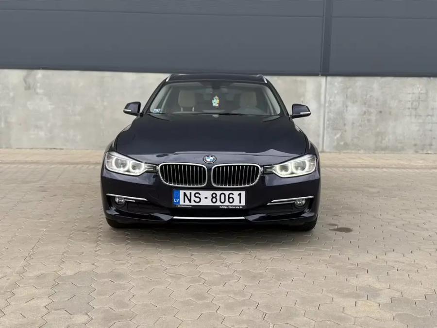 Blue BMW 320 2014 in Riga, with an engine capacity of 2.00 L and mileage of 229 thousand km for 5000 €, photo 4 on AUTOMOTO.COM.LV