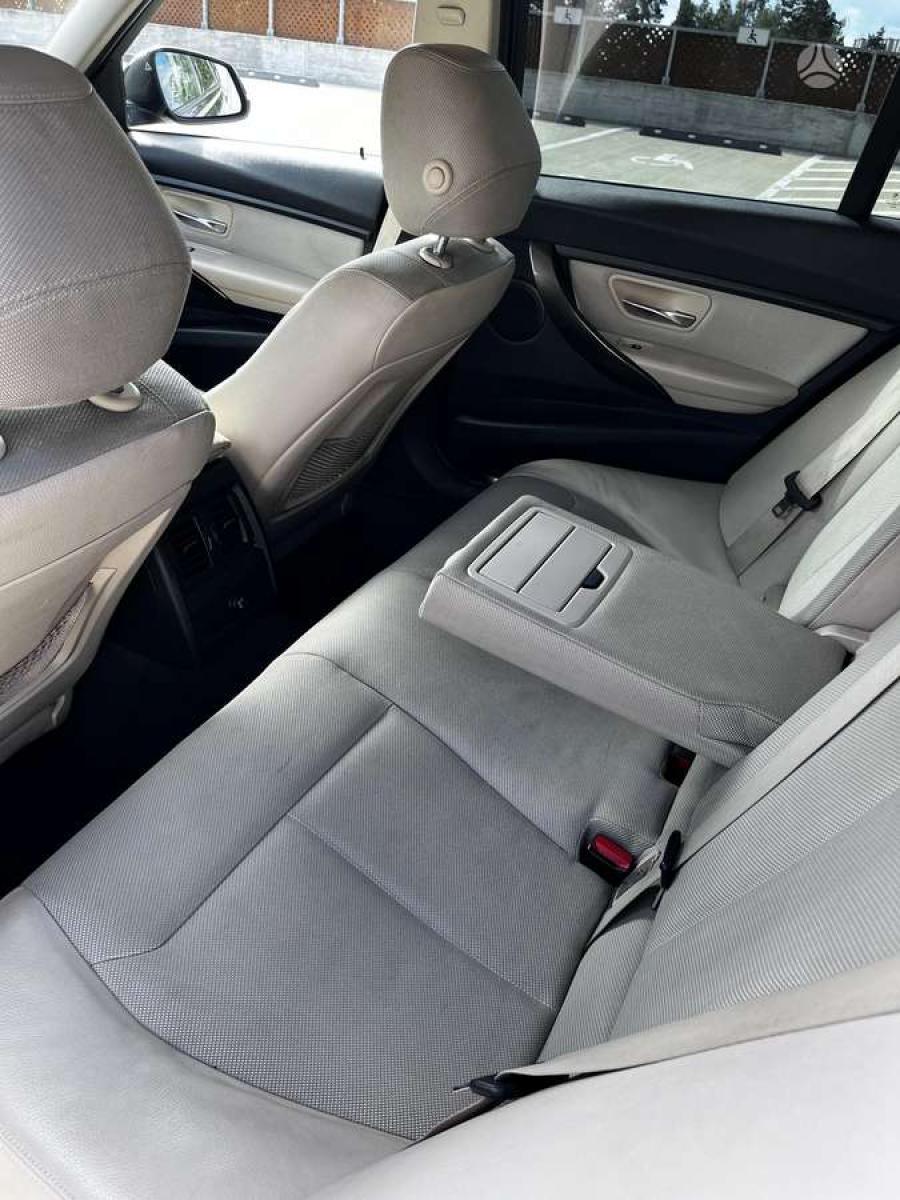 Zils BMW 320 2014 Kauņa, ar dzinēja tilpumu 2.00 L un nobraukumu 354 tūkst. km par 9300 €, foto 26 vietnē AUTOMOTO.COM.LV