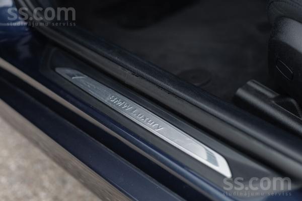 BMW 320 2014 in Riga on AUTOMOTO.COM.LV Blue BMW 320 2014 in Riga, with an engine capacity of 2.00 L and mileage of 298 thousand km for 6950 ā¬, photo 10 on AUTOMOTO.COM.LV