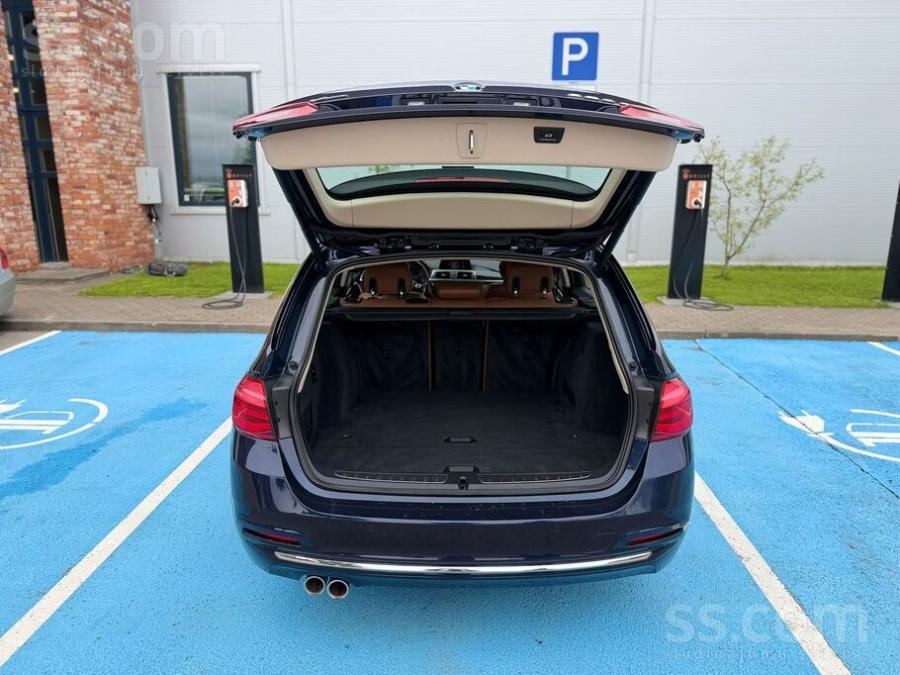 Blue BMW 320 2015 in Riga, with an engine capacity of 2.00 L and mileage of 260 thousand km for 14000 €, photo 12 on AUTOMOTO.COM.LV