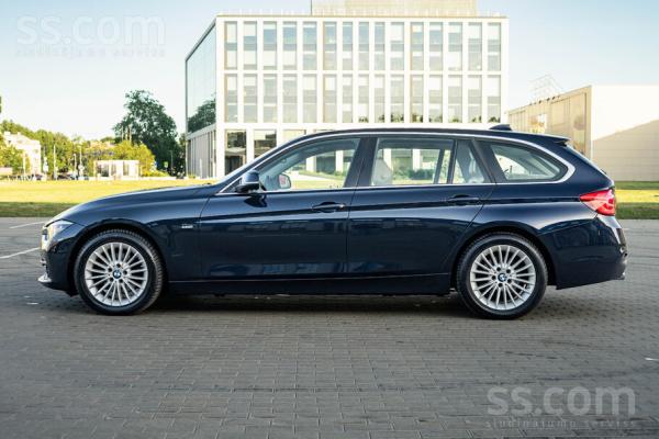 Blue BMW 320 2015 in Riga, with an engine capacity of 2.00 L and mileage of 219 thousand km for 12550 €, photo 10 on AUTOMOTO.COM.LV