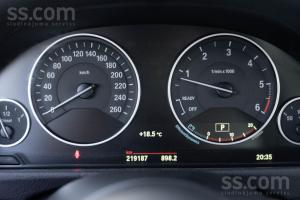 Blue BMW 320 2015 in Riga, with an engine capacity of 2.00 L and mileage of 219 thousand km for 12550 €, photo 16 on AUTOMOTO.COM.LV
