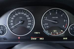 Синий БМВ 320 2015 в Рига, объемом двигателя 2.00 л и пробегом 219 тыс. км за 12550 €, фото 15 на AUTOMOTO.COM.LV