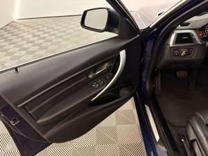 Blue BMW 320 2015 in Marijampole, with an engine capacity of 2.00 L and mileage of 349 thousand km for 9750 €, photo 27 on AUTOMOTO.COM.LV