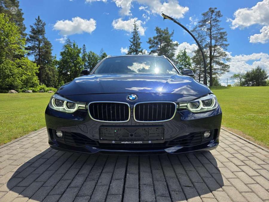 Blue BMW 320 2016 in Telschi, with an engine capacity of 2.00 L and mileage of 274 thousand km for 10500 €, photo 8 on AUTOMOTO.COM.LV