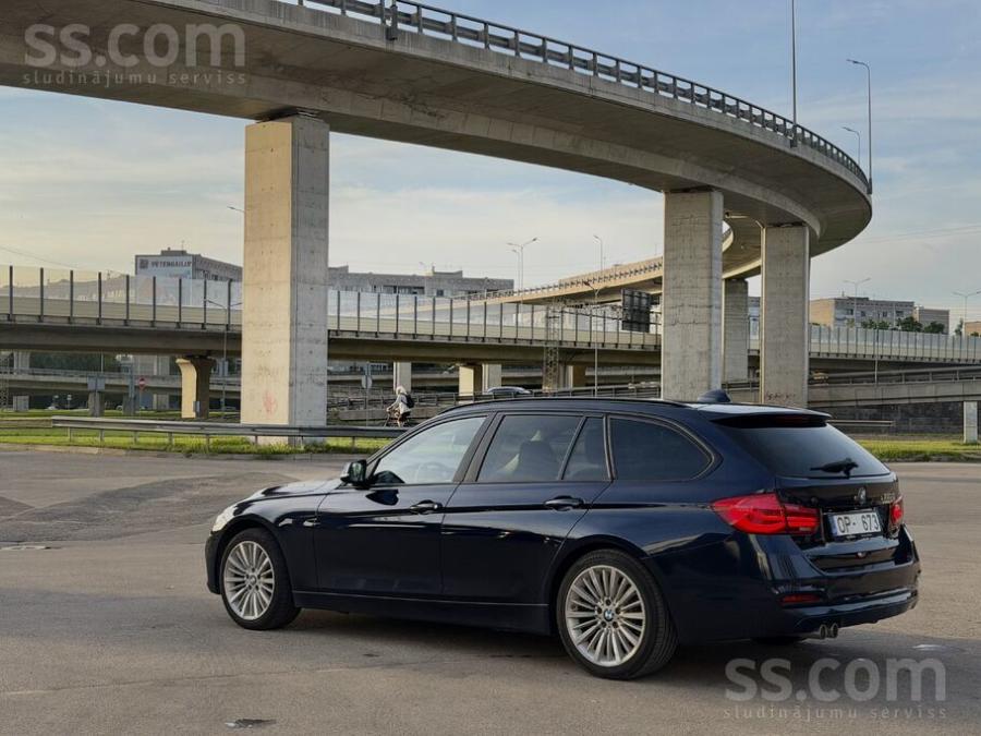 Blue BMW 320 2016 in Riga, with an engine capacity of 2.00 L and mileage of 306 thousand km for 11370 €, photo 4 on AUTOMOTO.COM.LV