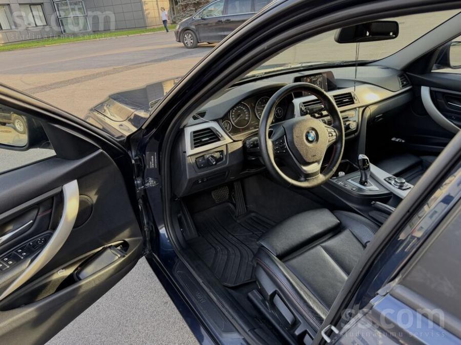 Blue BMW 320 2016 in Riga, with an engine capacity of 2.00 L and mileage of 306 thousand km for 11370 €, photo 15 on AUTOMOTO.COM.LV