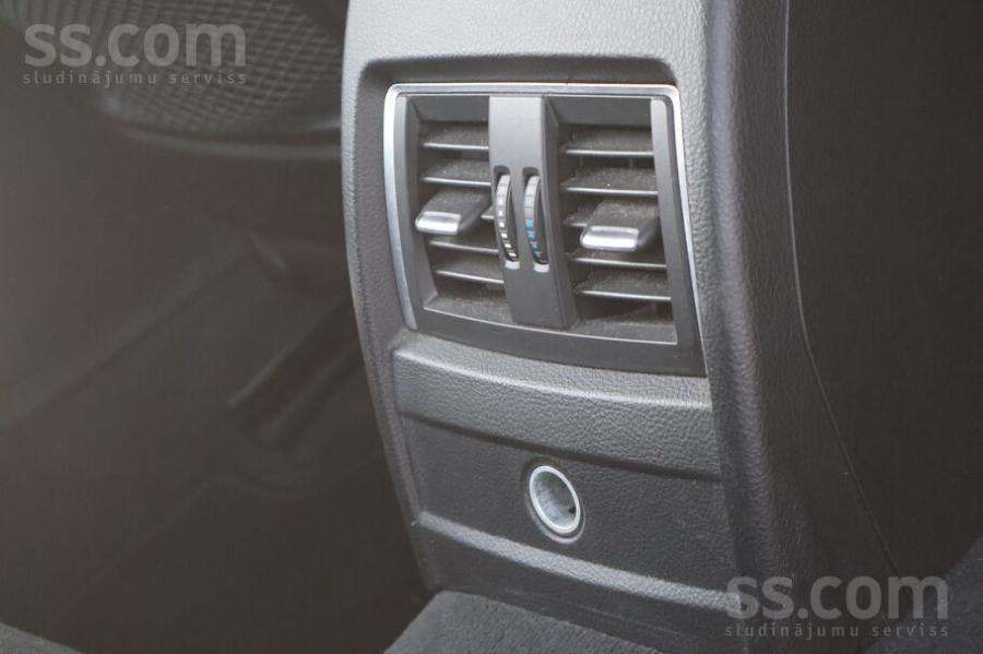 Zils BMW 320 2016 Saldus, ar dzinēja tilpumu 2.00 L un nobraukumu 290 tūkst. km par 10245 €, foto 16 vietnē AUTOMOTO.COM.LV