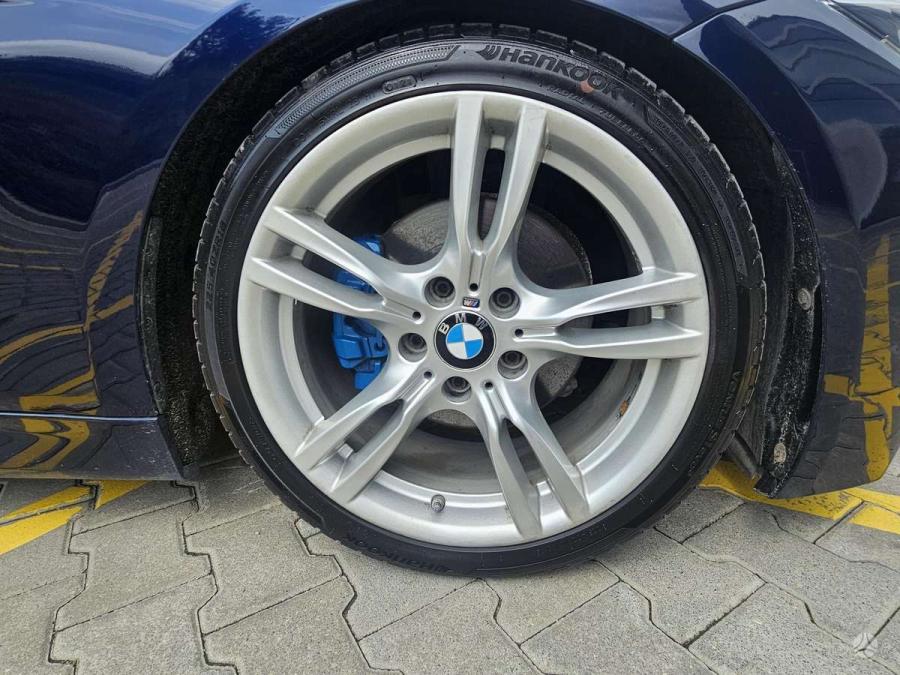 Blue BMW 320 2016 in Vilnius, with an engine capacity of 2.00 L and mileage of 302 thousand km for 13200 €, photo 27 on AUTOMOTO.COM.LV