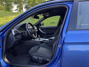 Blue BMW 320 2016 in Alytus, with an engine capacity of 2.00 L and mileage of 289 thousand km for 11400 €, photo 7 on AUTOMOTO.COM.LV