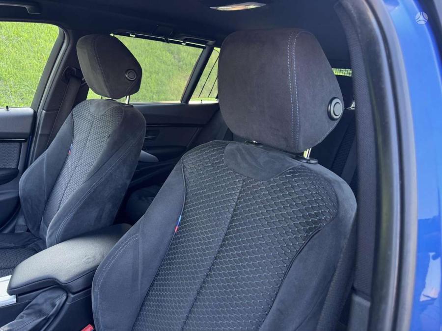 Blue BMW 320 2016 in Alytus, with an engine capacity of 2.00 L and mileage of 289 thousand km for 11400 €, photo 9 on AUTOMOTO.COM.LV