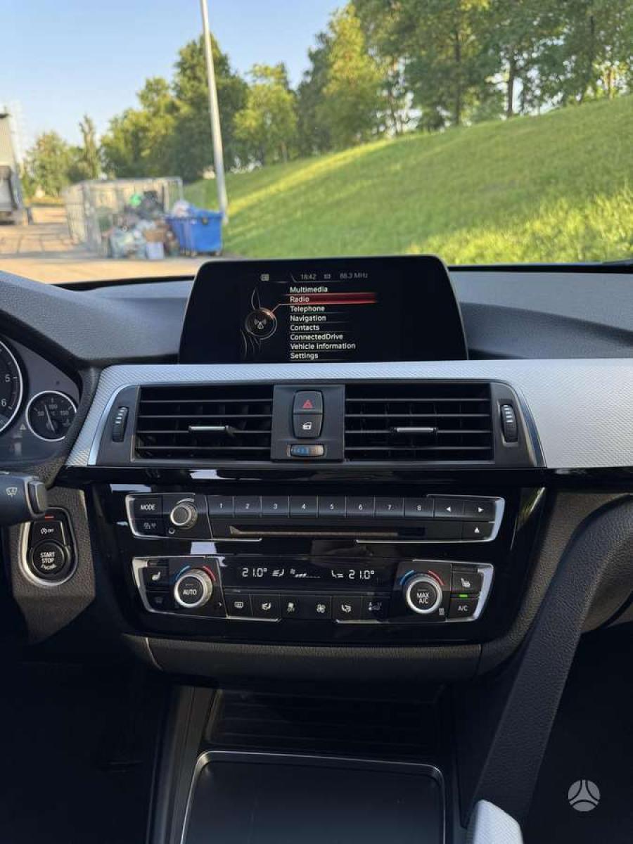 Blue BMW 320 2016 in Alytus, with an engine capacity of 2.00 L and mileage of 289 thousand km for 11400 €, photo 14 on AUTOMOTO.COM.LV