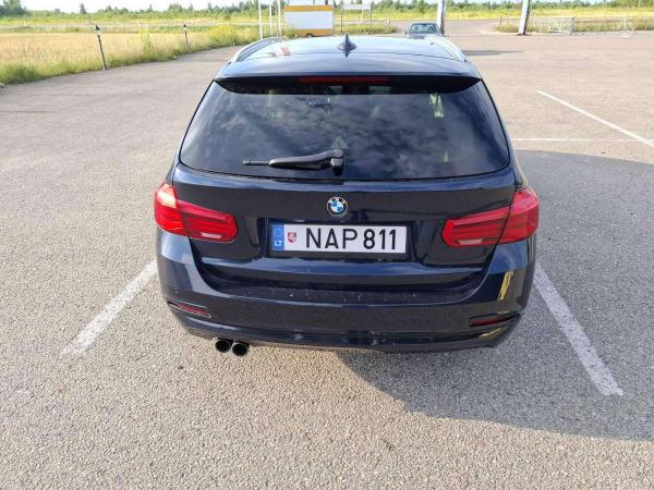 Blue BMW 320 2016 in Vilnius, with an engine capacity of 2.00 L and mileage of 303 thousand km for 8900 €, photo 6 on AUTOMOTO.COM.LV