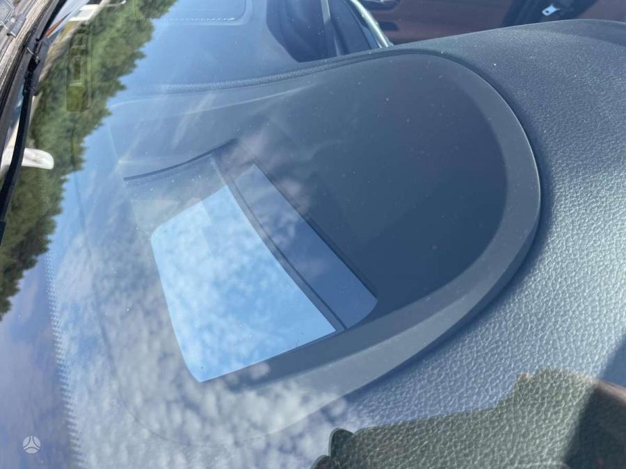 Blue BMW 320 2016 in Vilnius, with an engine capacity of 2.00 L and mileage of 231 thousand km for 11750 €, photo 23 on AUTOMOTO.COM.LV