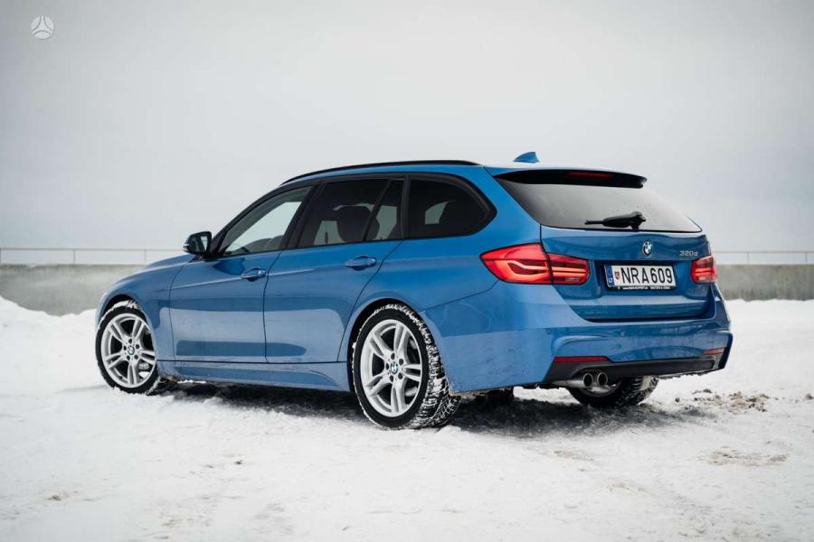 Blue BMW 320 2017 in Vilnius, with an engine capacity of 0.00 L and mileage of 306 thousand km for 11999 €, photo 5 on AUTOMOTO.COM.LV