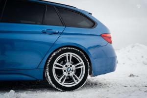 Blue BMW 320 2017 in Vilnius, with an engine capacity of 0.00 L and mileage of 306 thousand km for 11999 €, photo 10 on AUTOMOTO.COM.LV