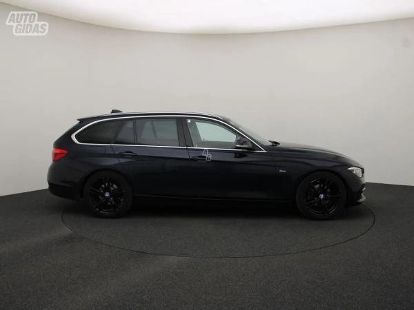 Blue BMW 320 2017 in Vilnius, with an engine capacity of 2.00 L and mileage of 184 thousand km for 14499 €, photo 9 on AUTOMOTO.COM.LV