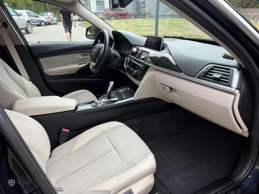 Blue BMW 320 2017 in Vilnius, with an engine capacity of 2.00 L and mileage of 330 thousand km for 7800 €, photo 13 on AUTOMOTO.COM.LV