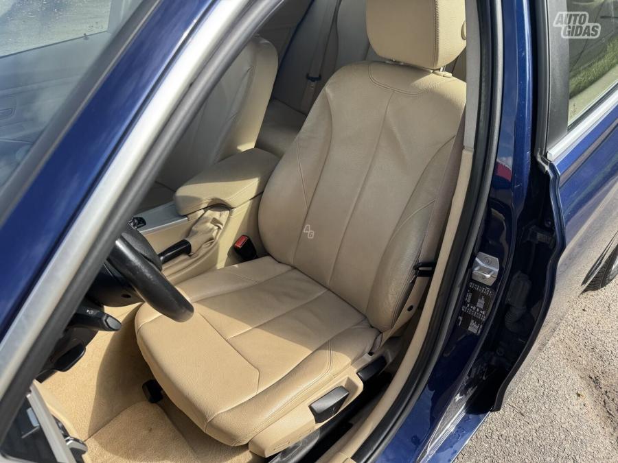 Blue BMW 320 2017 in Alytus, with an engine capacity of 2.00 L and mileage of 305 thousand km for 7299 €, photo 9 on AUTOMOTO.COM.LV