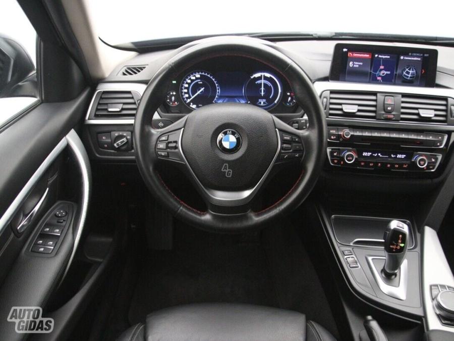 Blue BMW 320 2018 in Vilnius, with an engine capacity of 2.00 L and mileage of 177 thousand km for 15299 €, photo 16 on AUTOMOTO.COM.LV