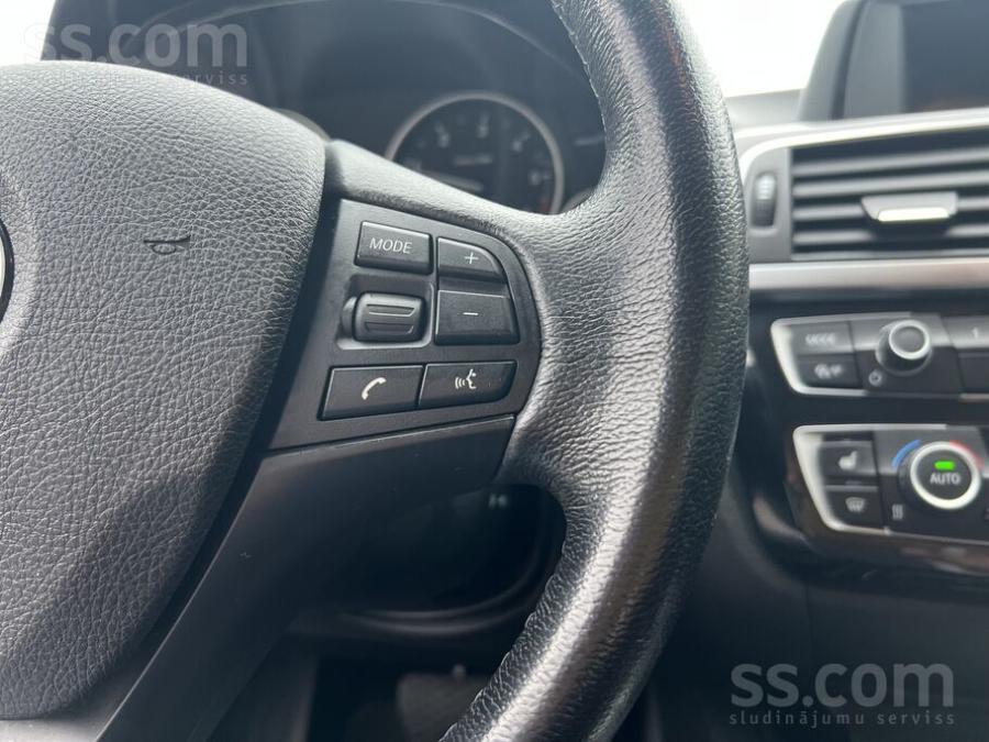 Zils BMW 320 2018 Liepāja, ar dzinēja tilpumu 2.00 L un nobraukumu 366 tūkst. km par 9450 €, foto 18 vietnē AUTOMOTO.COM.LV