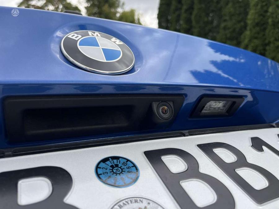 Blue BMW 320 2018 in Panevezys, with an engine capacity of 2.00 L and mileage of 211 thousand km for 14900 €, photo 24 on AUTOMOTO.COM.LV