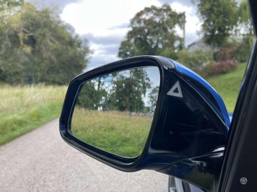 Blue BMW 320 2018 in Panevezys, with an engine capacity of 2.00 L and mileage of 211 thousand km for 14900 €, photo 30 on AUTOMOTO.COM.LV
