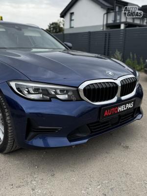 Blue BMW 320 2019 in Klaipeda, with an engine capacity of 2.00 L and mileage of 179 thousand km for 15999 €, photo 4 on AUTOMOTO.COM.LV