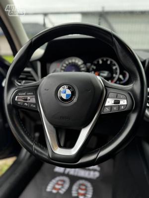 Blue BMW 320 2019 in Klaipeda, with an engine capacity of 2.00 L and mileage of 179 thousand km for 15999 €, photo 11 on AUTOMOTO.COM.LV