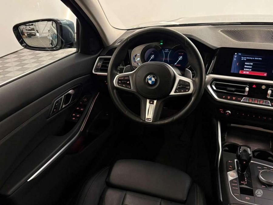 Blue BMW 320 2019 in Marijampole, with an engine capacity of 2.00 L and mileage of 79 thousand km for 21999 €, photo 15 on AUTOMOTO.COM.LV