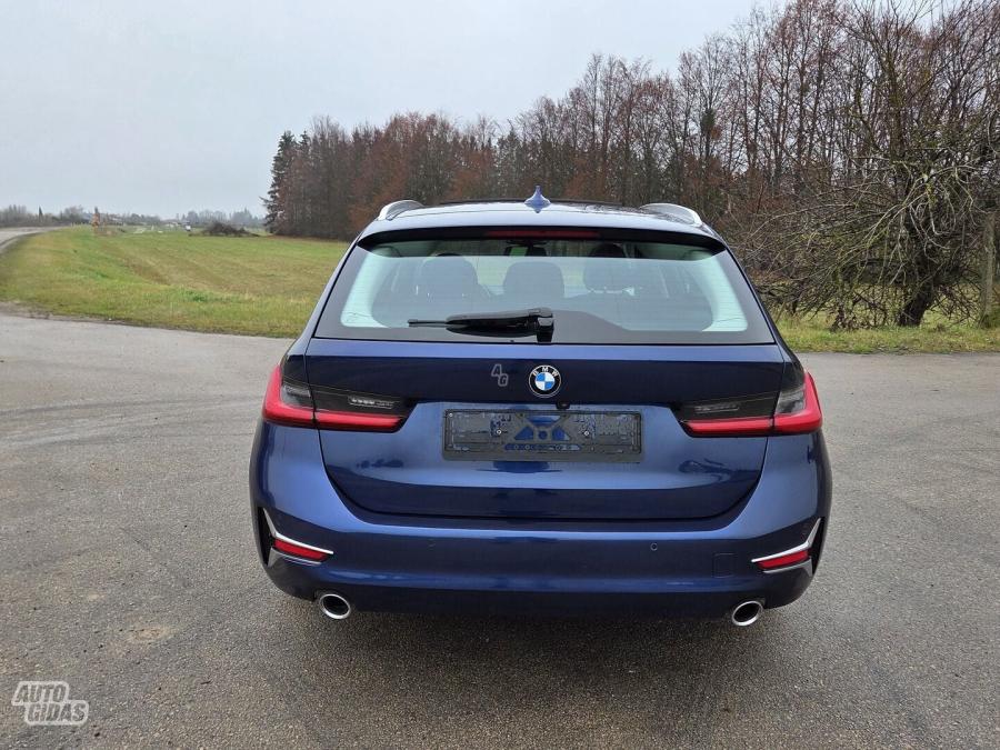 Blue BMW 320 2020 in Kaunas, with an engine capacity of 2.00 L and mileage of 254 thousand km for 17600 €, photo 4 on AUTOMOTO.COM.LV