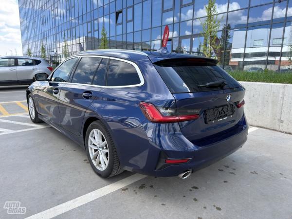 Blue BMW 320 2020 in Panevezys, with an engine capacity of 2.00 L and mileage of 257 thousand km for 13750 €, photo 8 on AUTOMOTO.COM.LV