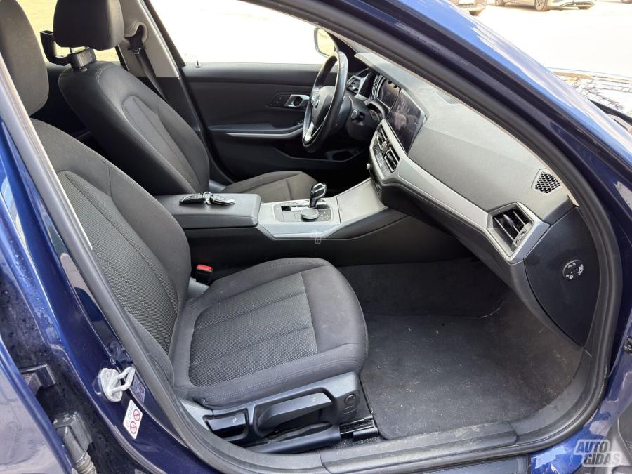 Zils BMW 320 2020 Panevēža, ar dzinēja tilpumu 2.00 L un nobraukumu 257 tūkst. km par 13750 €, foto 15 vietnē AUTOMOTO.COM.LV