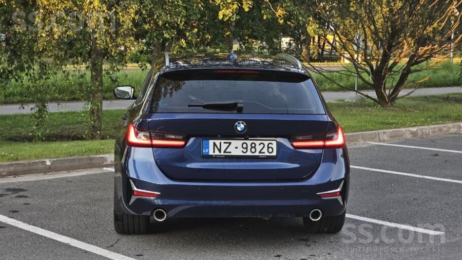 Zils BMW 320 2020 Rīga, ar dzinēja tilpumu 2.00 L un nobraukumu 188 tūkst. km par 24000 €, foto 6 vietnē AUTOMOTO.COM.LV