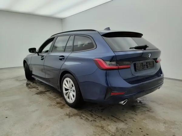 Blue BMW 320 2020 in Riga, with an engine capacity of 2.00 L and mileage of 175 thousand km for 18990 €, photo 2 on AUTOMOTO.COM.LV