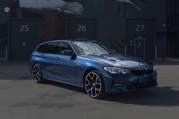 Blue BMW 320 2020 in Kaunas, with an engine capacity of 2.00 L and mileage of 220 thousand km for 17950 €, photo 1 on AUTOMOTO.COM.LV