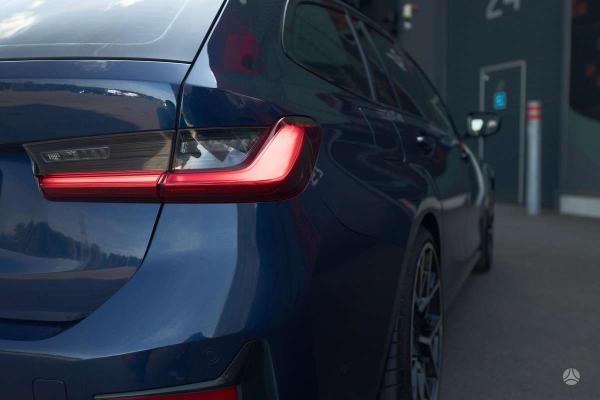 Blue BMW 320 2020 in Kaunas, with an engine capacity of 2.00 L and mileage of 220 thousand km for 17950 €, photo 7 on AUTOMOTO.COM.LV